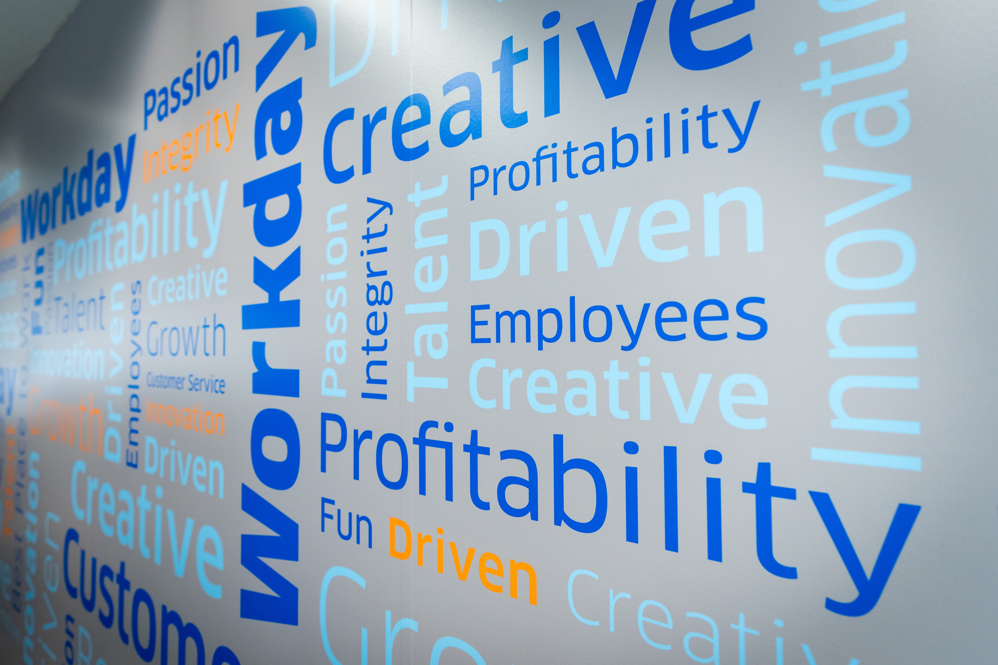 Your Workdays are brighter here